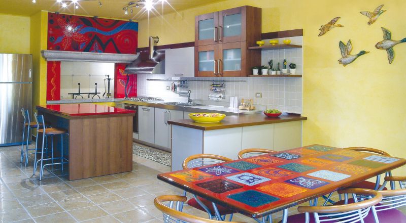 Tavolo rettangolare in pietra lavica PATCHWORK decorato a mano | Arredo ...